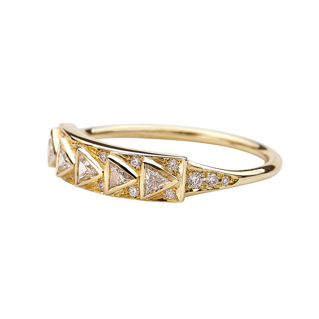 Geometric Bar Ring with Triangle Cut Diamonds in 18k Solid Gold – ARTEMER