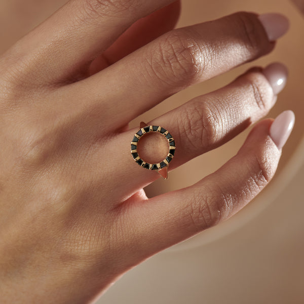 Sphinx Trapeze Black Diamond & Gold Bar Statement Ring – ARTEMER